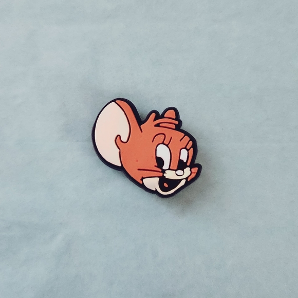 CROCS | Accessories | 75 Gerald Jinx Jerry Mouse Face Croc Charm | Poshmark